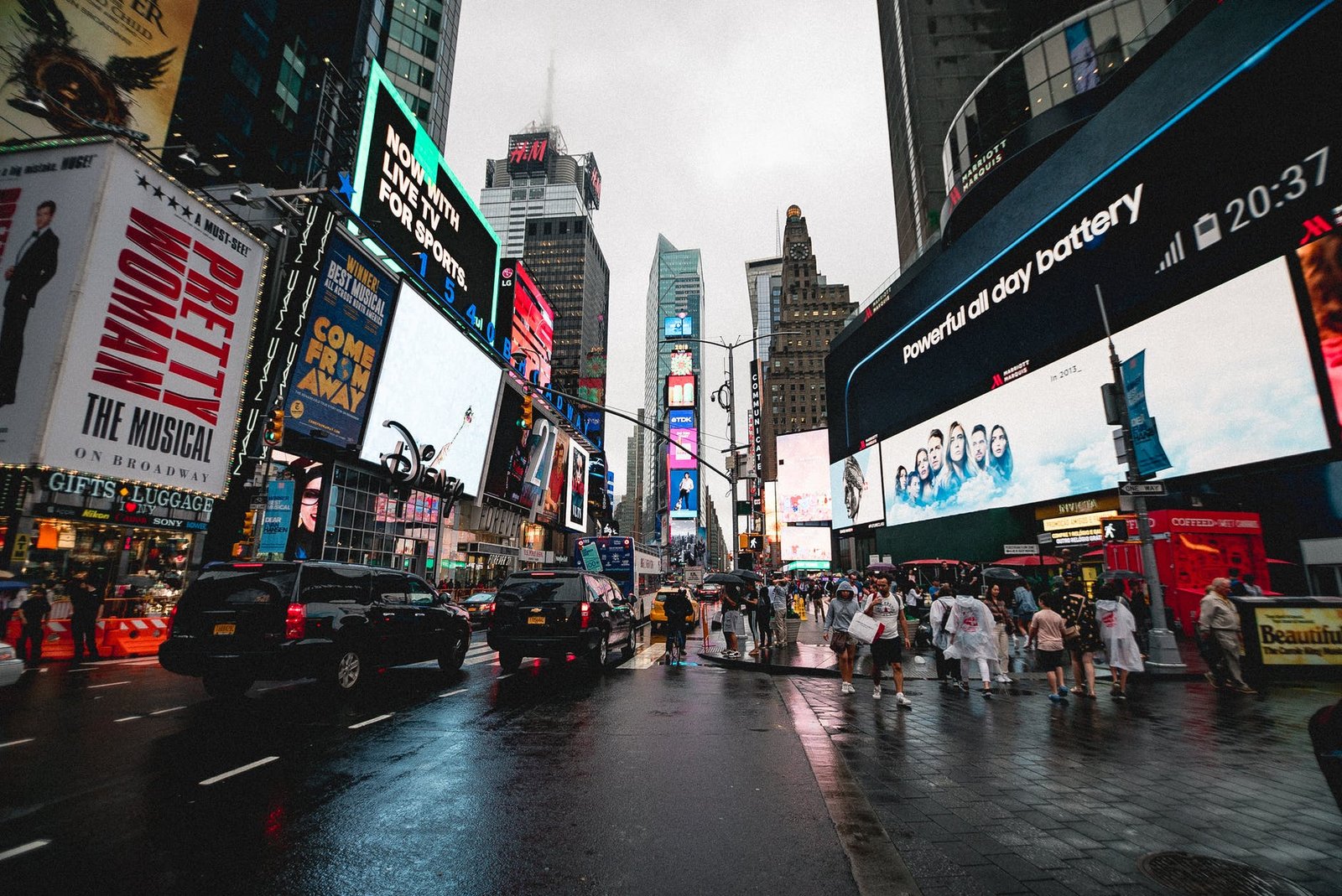 Comparing people, objects and places – Estudia en línea
